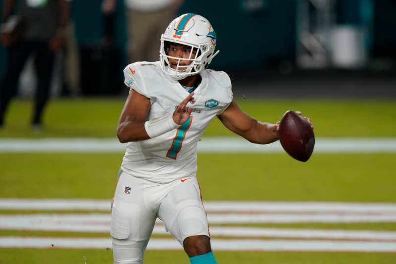 Flores: Decision to replace Fitzpatrick with Tua was tough